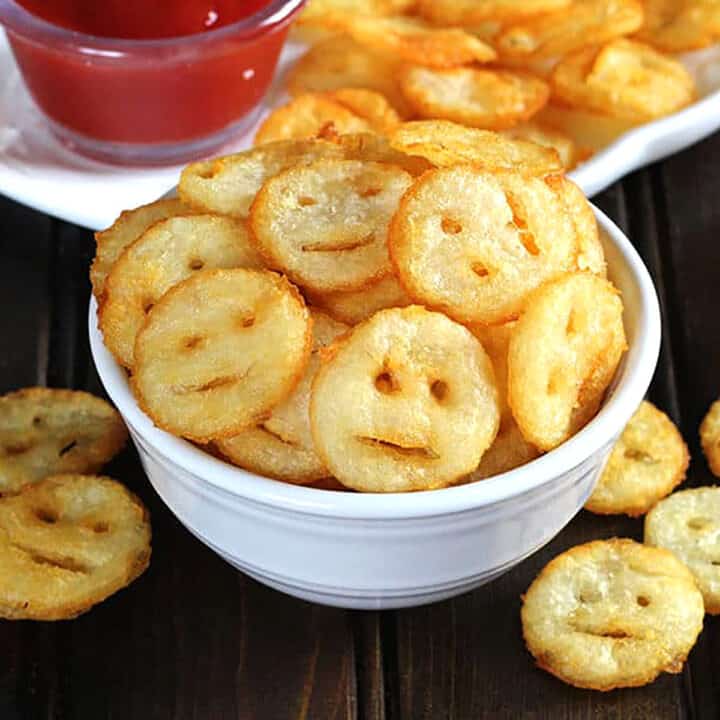 Smiley Fries | Crispy Potato Smiles Recipe - Cook with Kushi