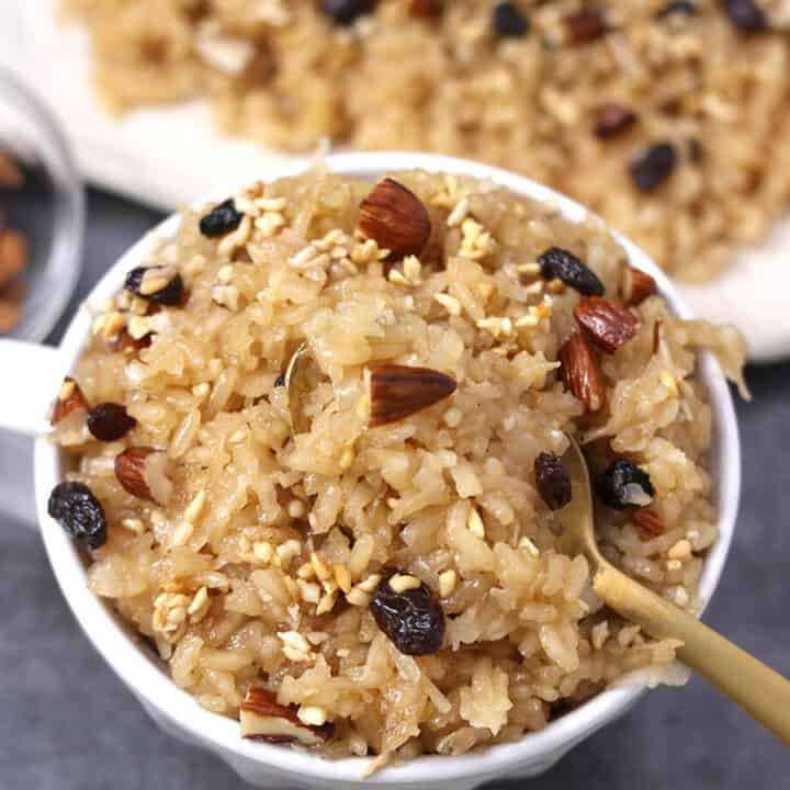 JAGGERY RICE RECIPE | GUDANNA | GUR WALE CHAWAL - Cook with Kushi