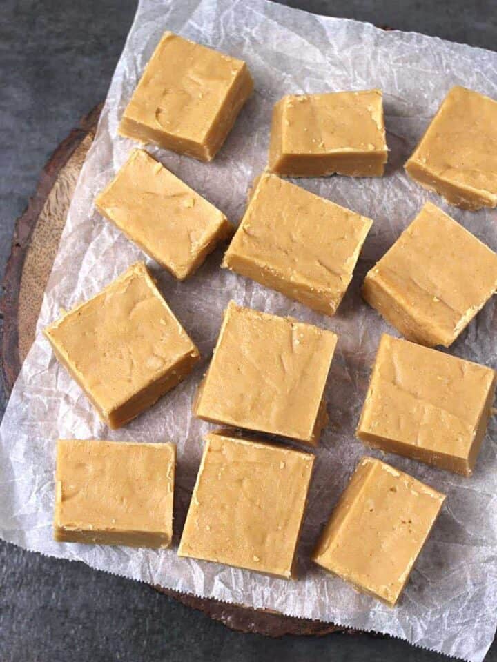 EASY PEANUT BUTTER FUDGE | BEST NO BAKE FUDGE - Cook with Kushi