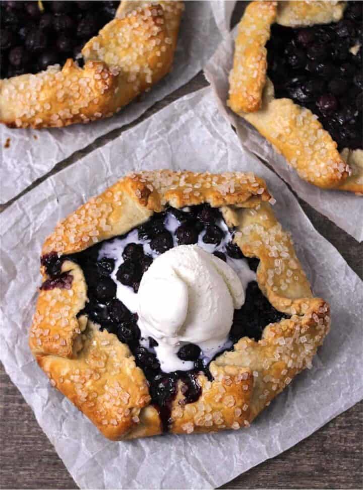 BLUEBERRY GALETTE | BLUEBERRY CROSTATA - Cook with Kushi