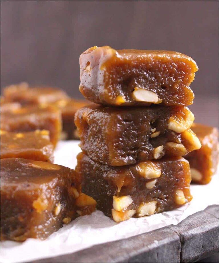 EASY BANANA HALWA | HOW TO MAKE BANANA HALWA - Cook with Kushi