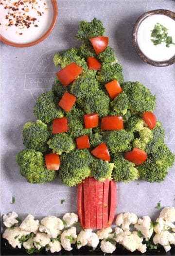 CHRISTMAS TREE VEGETABLE PLATTER WITH VEGAN MAYONNAISE - Cook with Kushi