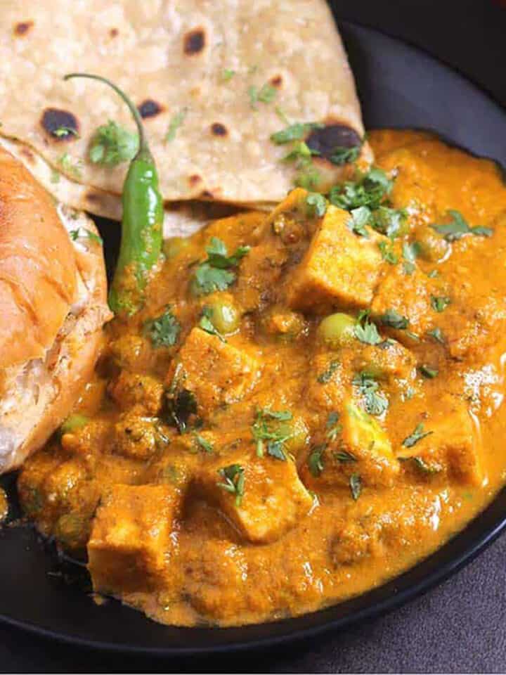 Paneer Tikka - Cook with Kushi