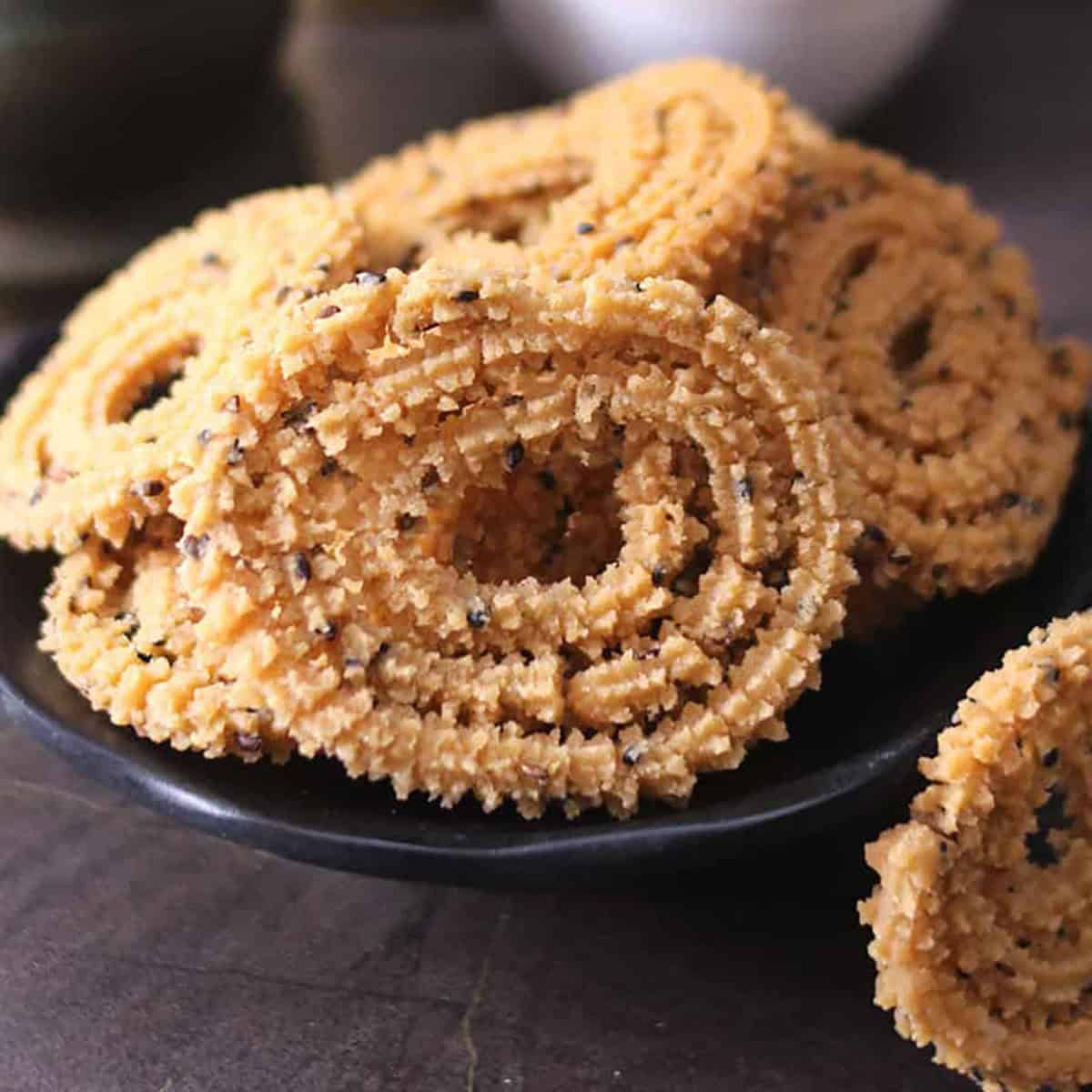 Murukku | Chakli | Indian Snack Recipe - Cook with Kushi