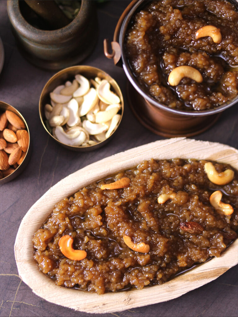 Temple Style Sweet Pongal Recipe | Sakkarai Pongal | Chakkara Pongal ...