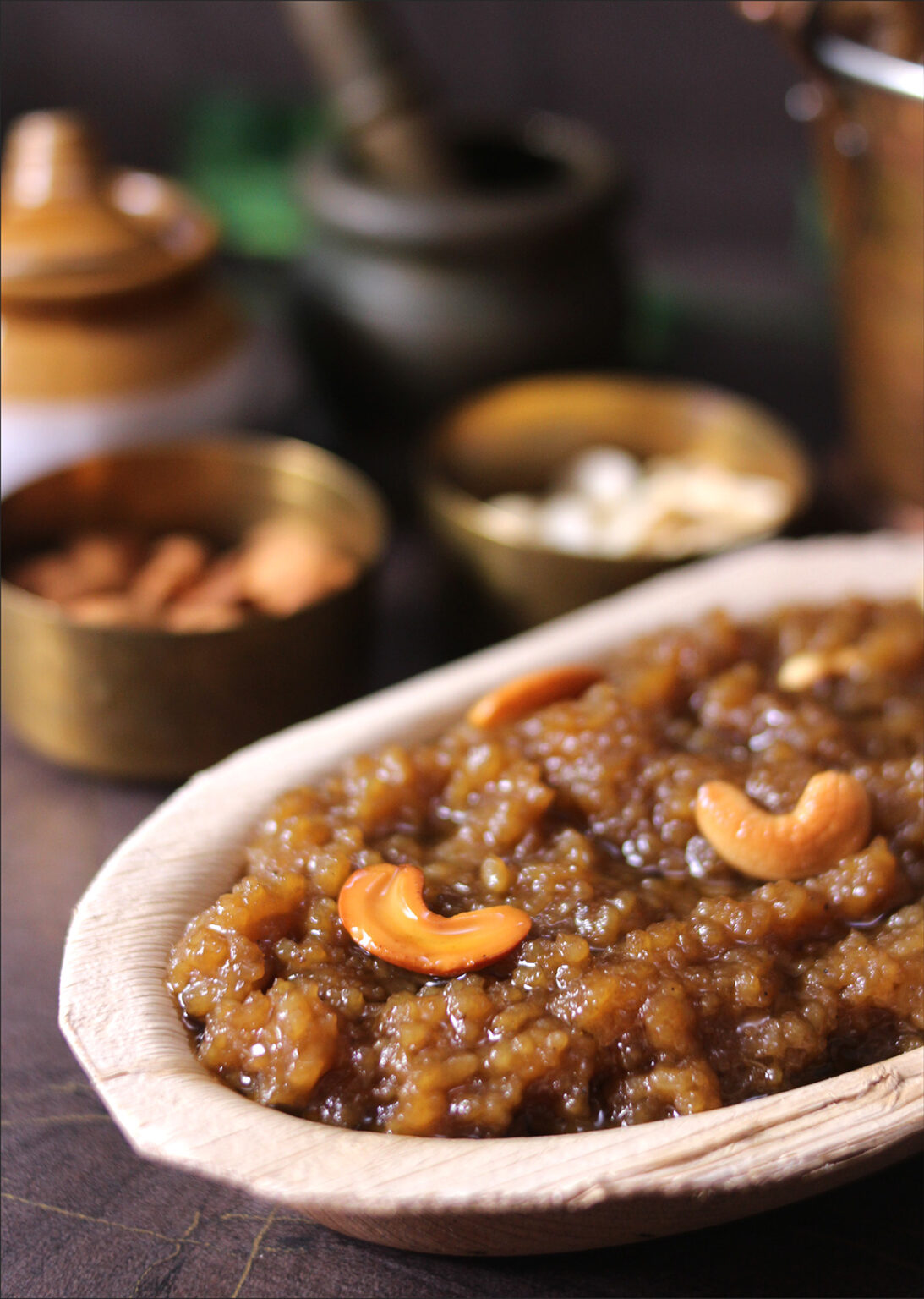 Temple Style Sweet Pongal Recipe | Sakkarai Pongal | Chakkara Pongal ...