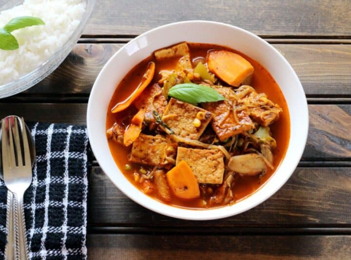 Best Pad Ga Prao (Pad Kra Pao | Thai Holy Basil Stir Fry)