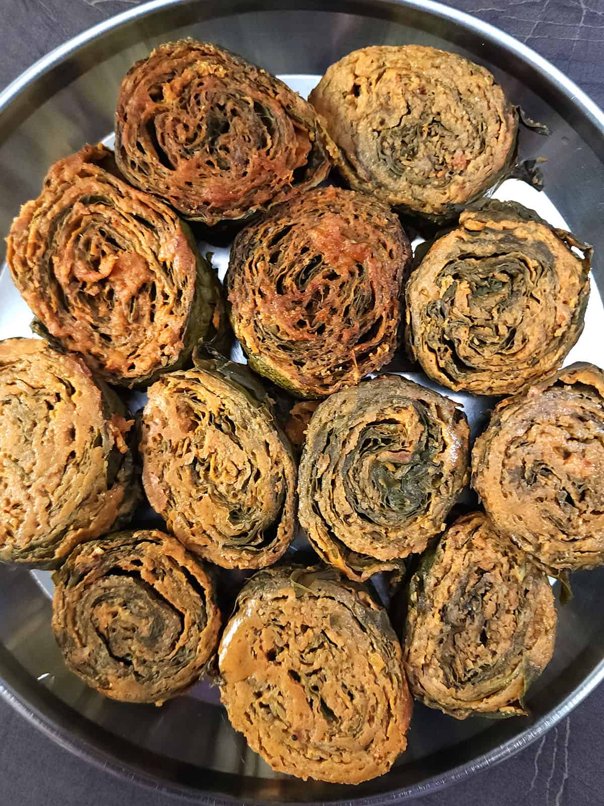 Patrode | Steamed Taro Rolls Recipe | Colocasia Rolls - Cook with Kushi