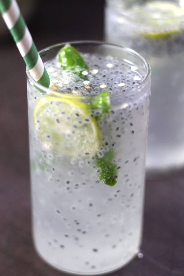 Spicy Lemon Soda | Kulukki Sarbath | Lime Soda - Cook with Kushi